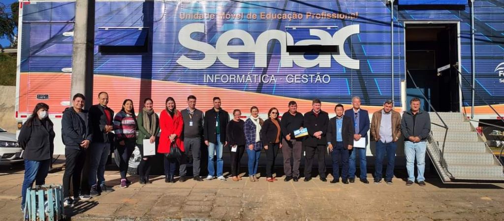 Tunas do Paraná recebe Unidade Móvel de Informático e Gestão do Senac ...